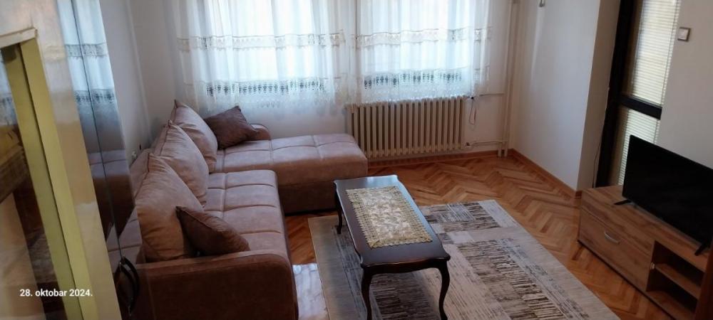 Jednoiposoban stan za izdavanje, 60m2, 380€