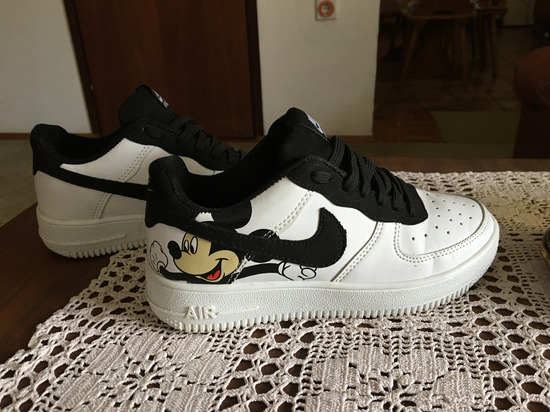 Nike Disney Mickey Mouse patike 36