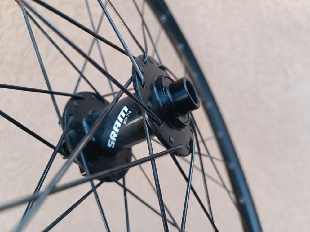 Sram MTH 716 15X100 prednja nabla