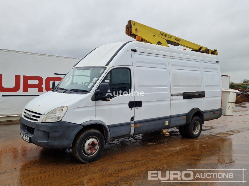 Prodaje se IVECO Daily 65C18 minibus furgon na aukciji