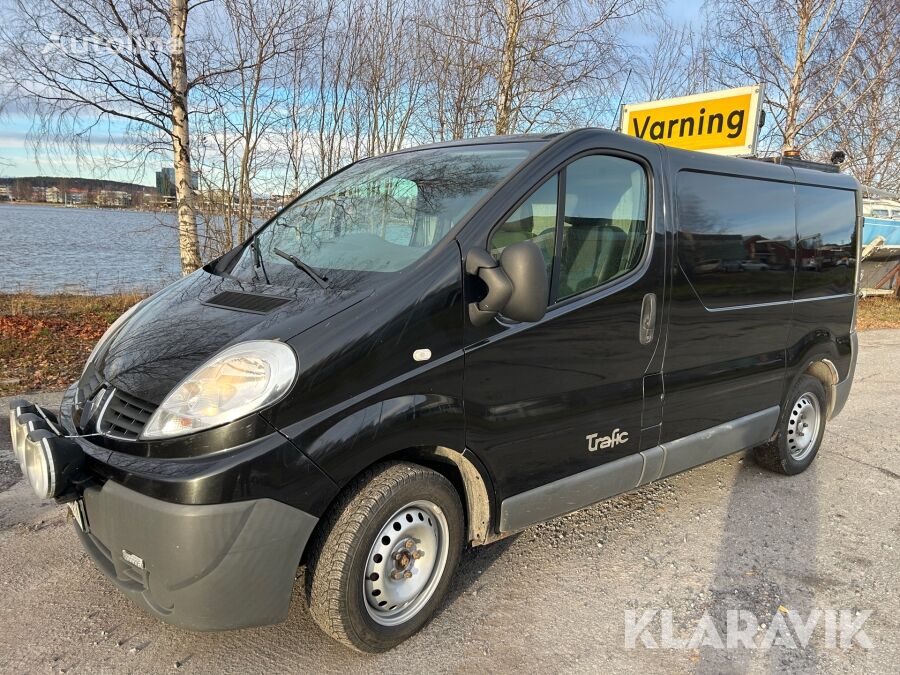 Prodaje se Renault Trafic minibus furgon na aukciji