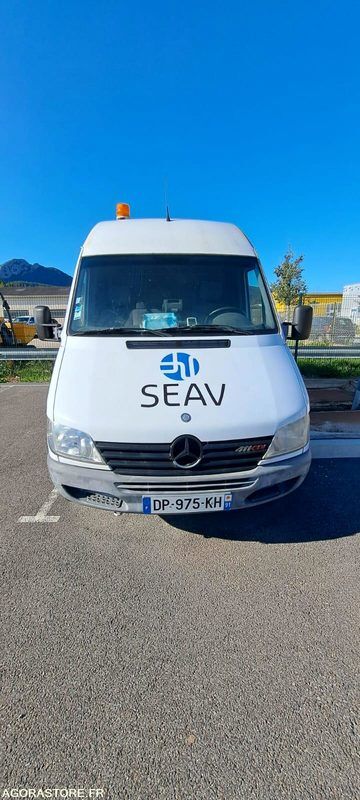 Prodaje se Mercedes-Benz SPRINTER minibus furgon na aukciji