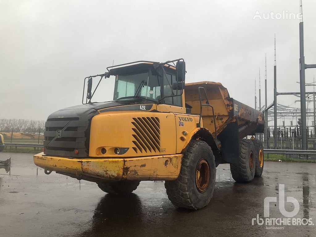 Prodaje se Volvo A25E kiper na aukciji