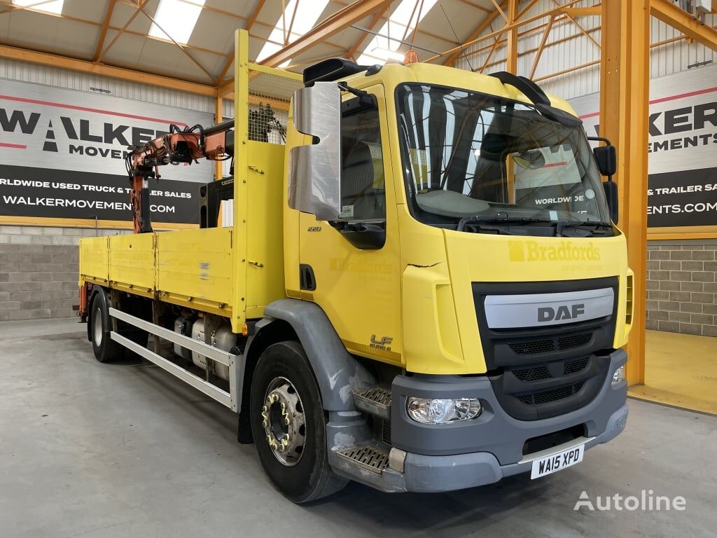 DAF LF220 *EURO 6* 4X2 18 TONNE BRICK GRAB – 2015 – WA15 XPD kamion s ravnom platformom