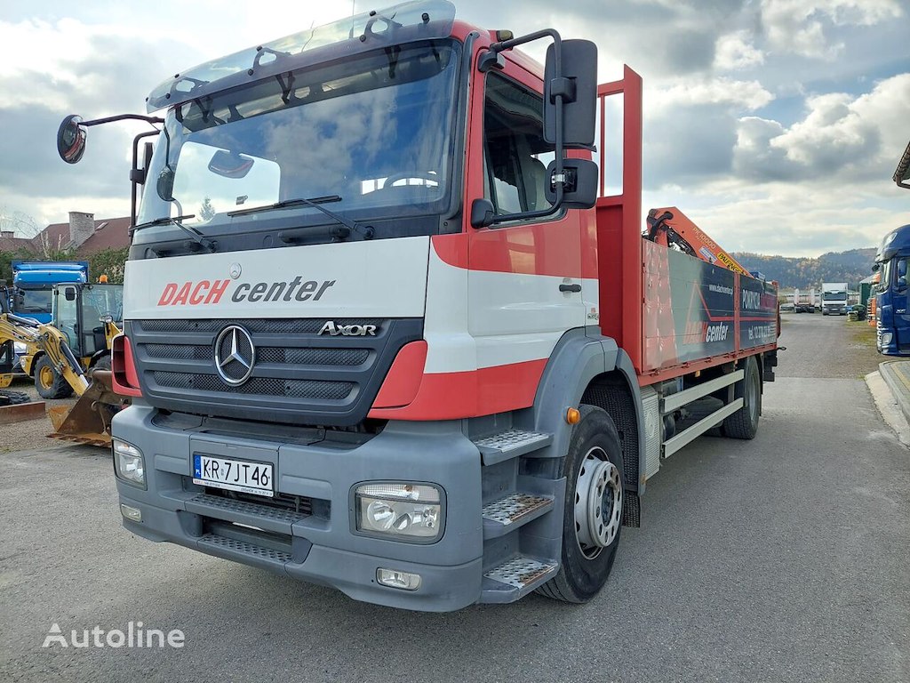 Mercedes-Benz AXOR kamion s ravnom platformom