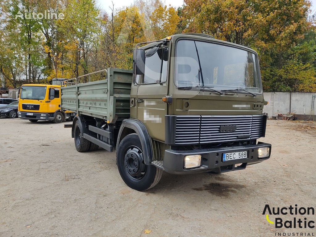 Prodaje se IVECO Magirus 110-17 kamion s ravnom platformom na aukciji