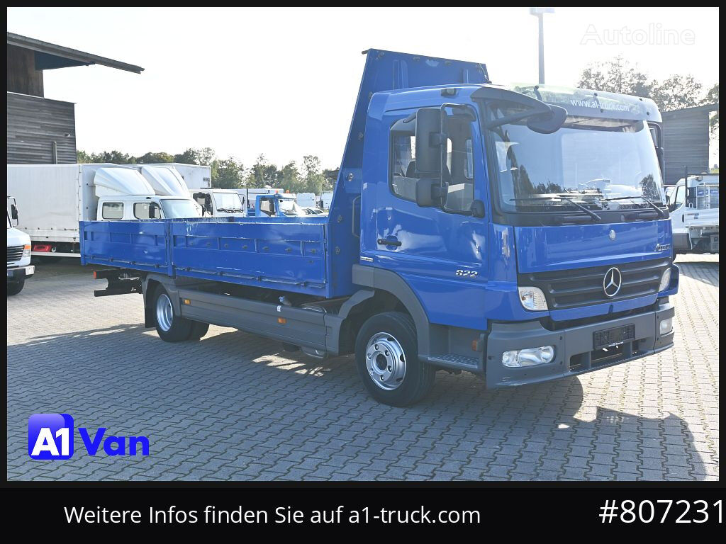 Mercedes-Benz Atego 822 kamion s ravnom platformom