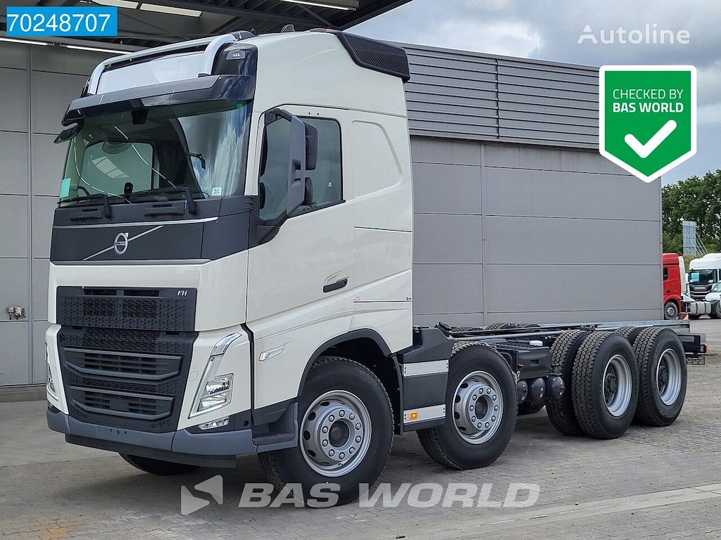 Novi Volvo FH 540 8X4 NEW chassis Steelsuspension Retarder Big-Axle 4-seats kamion šasija