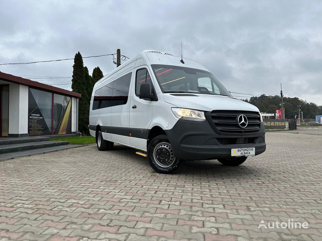 Novi Mercedes-Benz Sprinter 517 putnički minibus