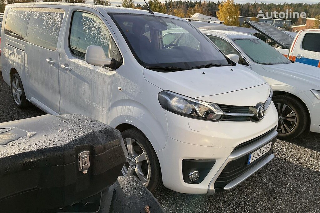 Prodaje se Toyota Proace kombi minibus na aukciji