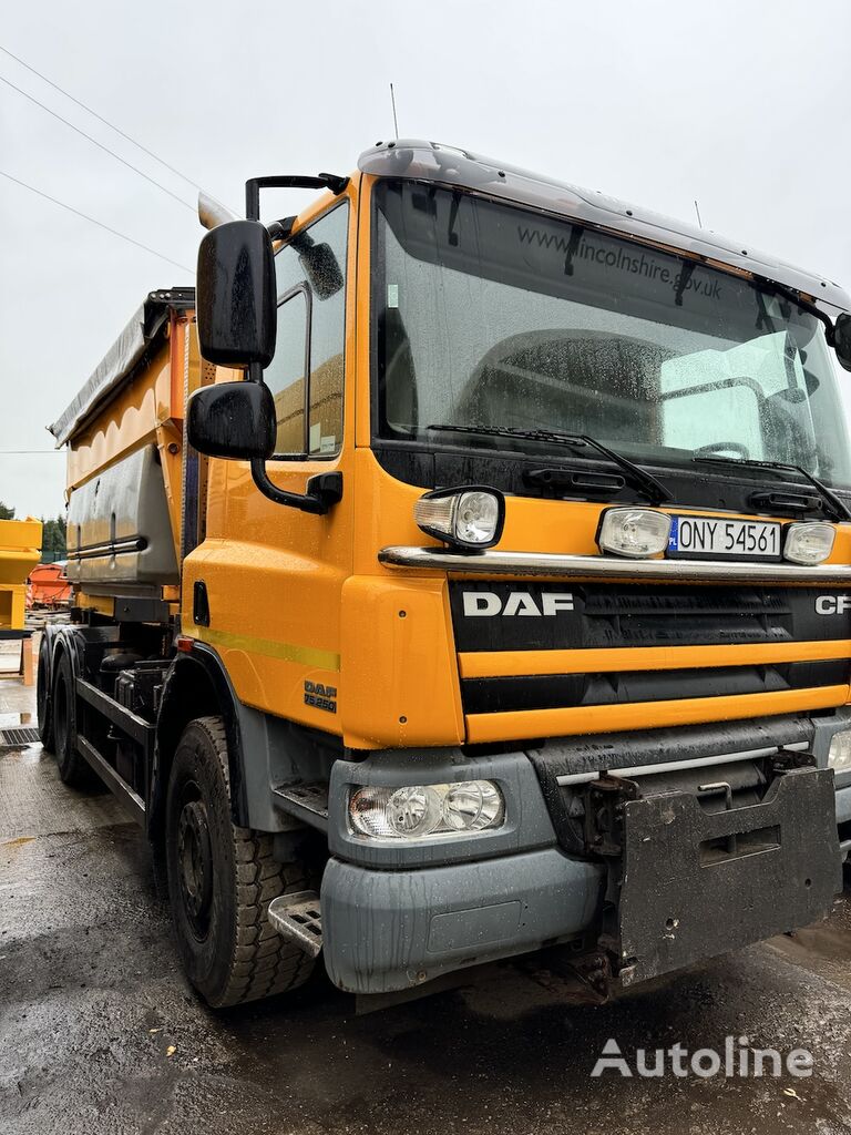 DAF CF75 rasipač peska