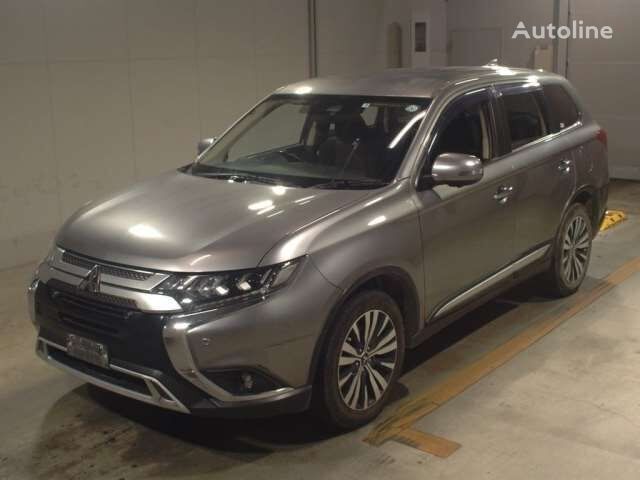 Mitsubishi OUTLANDER krosover