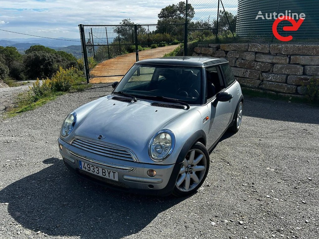 Prodaje se Mini Cooper 1.6 115cv automatico - 2002 - 4933 BYT hečbek na aukciji