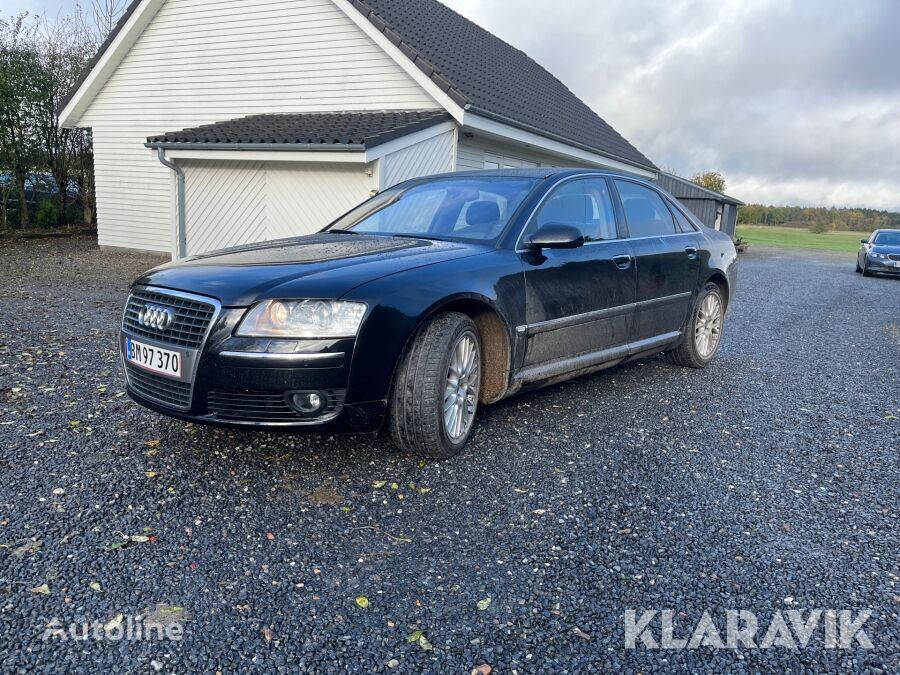 Prodaje se Audi A8 sedan na aukciji