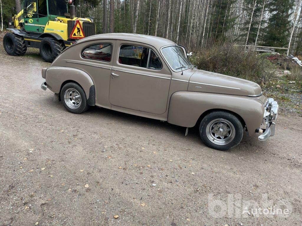 Prodaje se Volvo P 544-11134 C kupe na aukciji