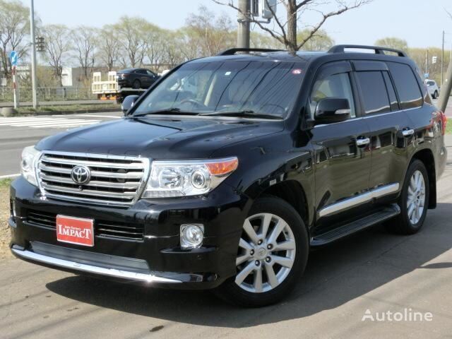 Toyota LAND CRUISER 200 terenac