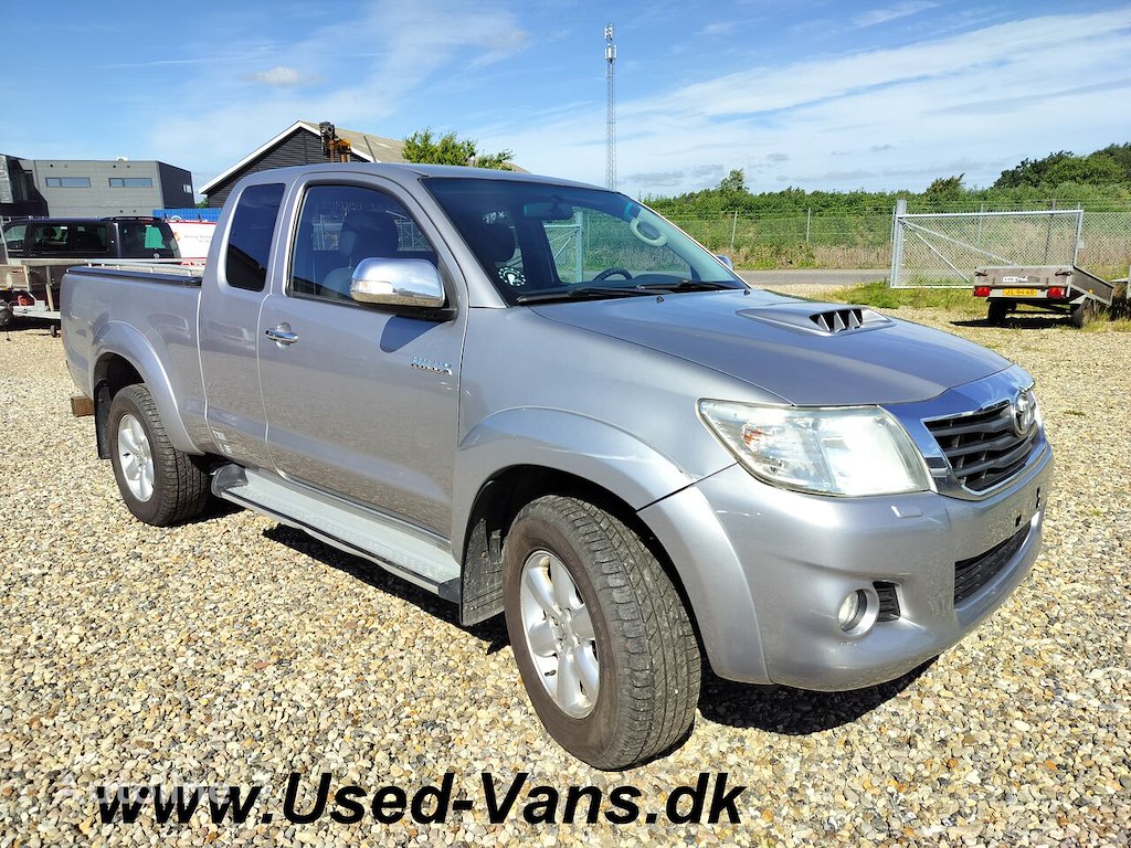 Toyota Hilux 4X4. 2.5 D-4D pikap