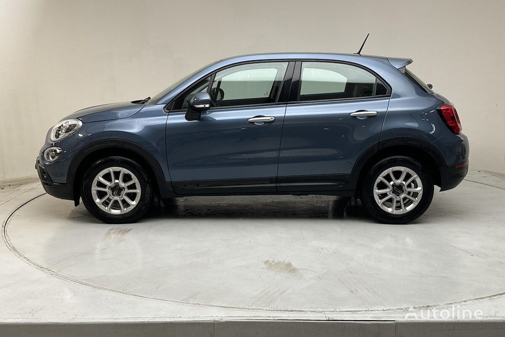 Prodaje se FIAT 500X hečbek na aukciji