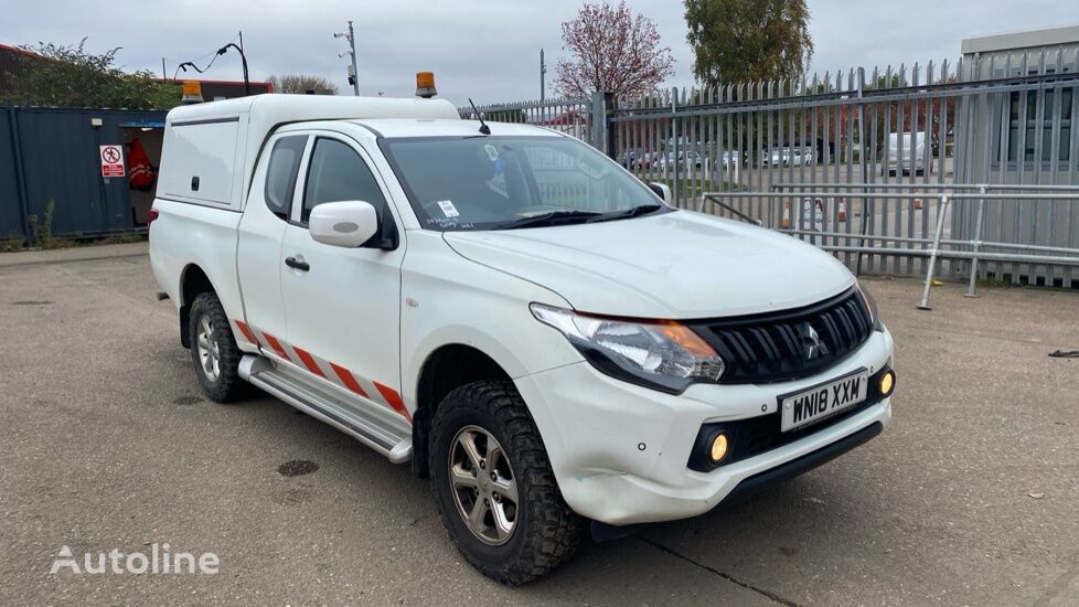 Prodaje se Mitsubishi L200 4LIFE 2.5 DI-D CLUB CAB 151 4WD pikap na aukciji