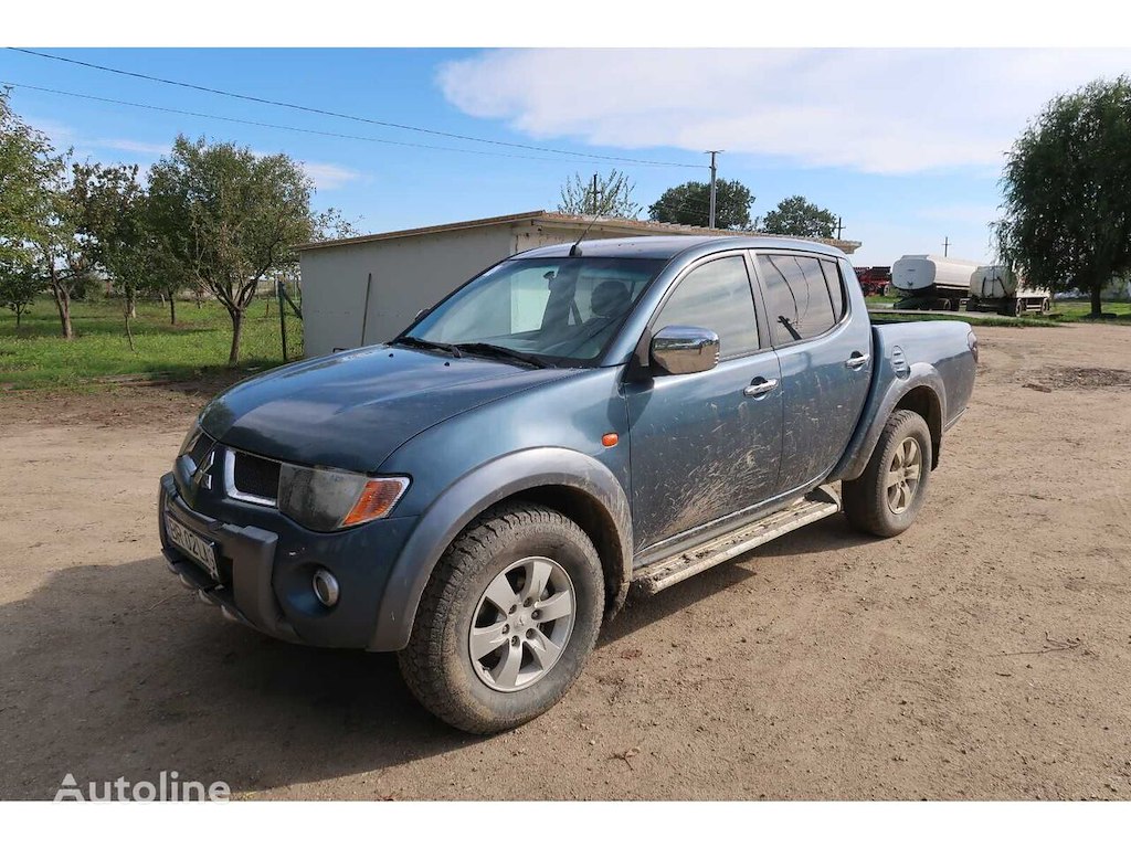 Prodaje se Mitsubishi L200 pikap na aukciji