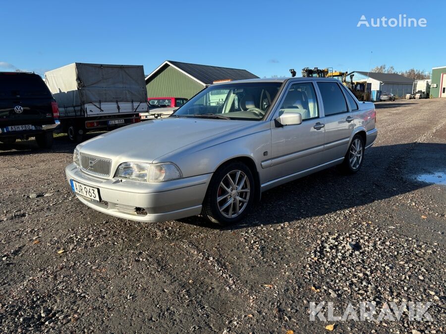 Prodaje se Volvo S70 sedan na aukciji