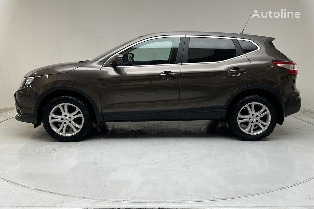 Prodaje se Nissan Qashqai krosover na aukciji