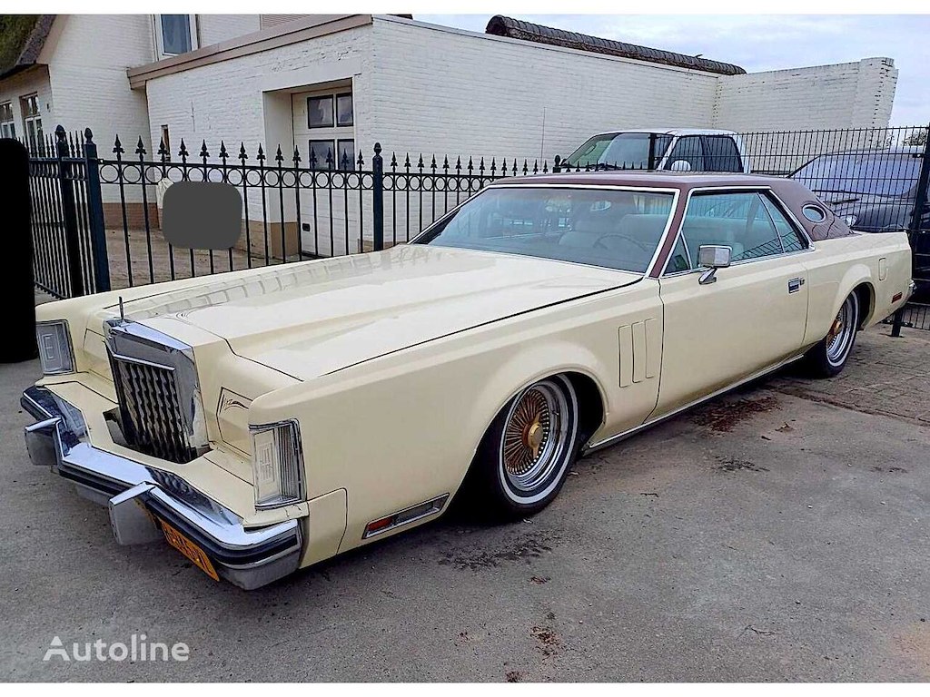 Prodaje se Lincoln Continental (5th gen) sedan na aukciji