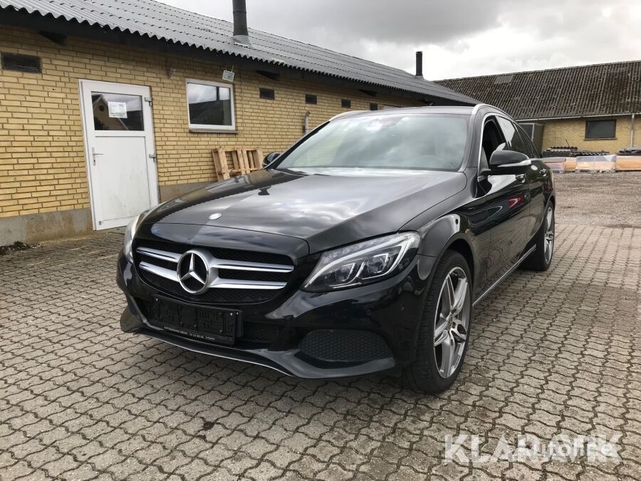 Prodaje se Mercedes-Benz C350e karavan na aukciji