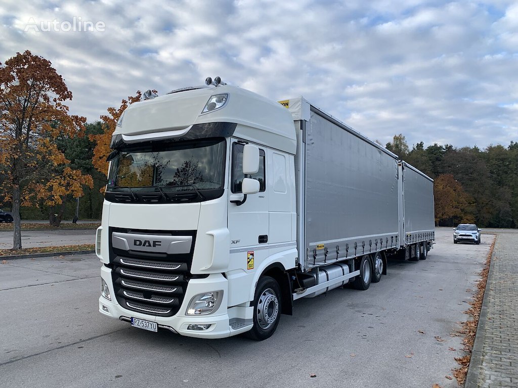 DAF XF 106.480 kamion sa klizna zavesa cerada + prikolica sa kliznom ceradom