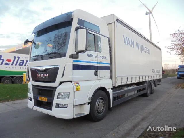 MAN TGX 26.440 kamion sa klizna zavesa cerada