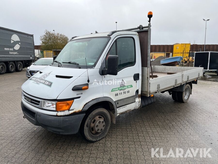 Prodaje se IVECO Daily 35C13 kamion s ravnom platformom < 3.5t na aukciji