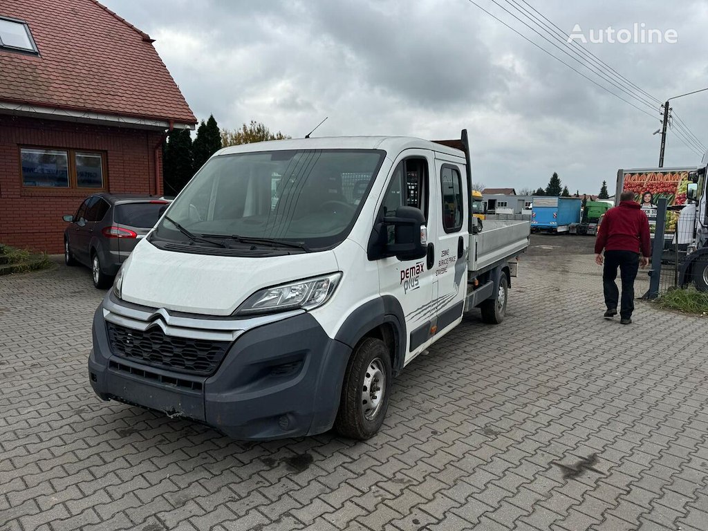 Citroen Jumper 2.0 Doka 7 os // 2017r kamion s ravnom platformom < 3.5t nakon udesa