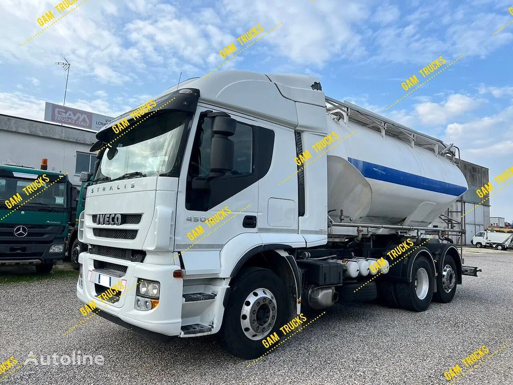 IVECO Stralis 260.45 Stralis 260S45 ZEMENT-SILO 22.000L autocisterna