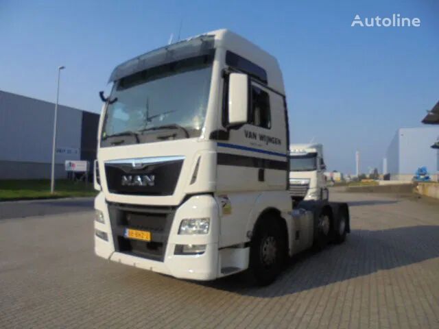 MAN TGX 28.480 6X2 XXL tegljač