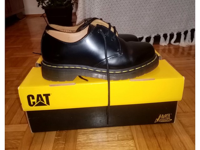 Cipele Dr. Martens, br. 37