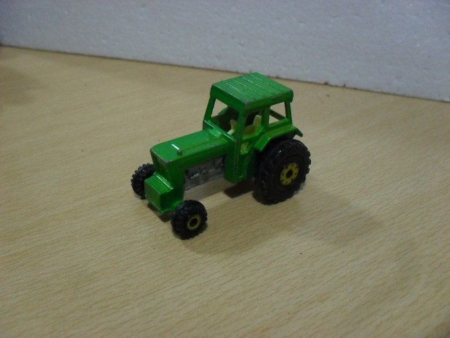 MATCHBOX - TRACTOR