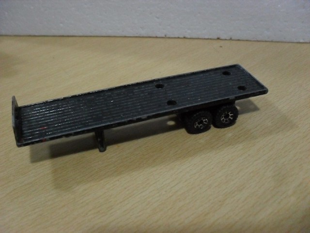 MATCHBOX - ARTICULATED TRAILER