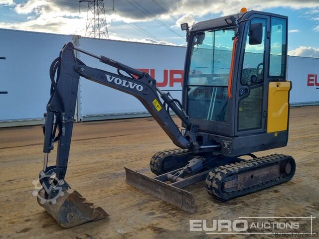 Mini Buldožer
Volvo EC18E