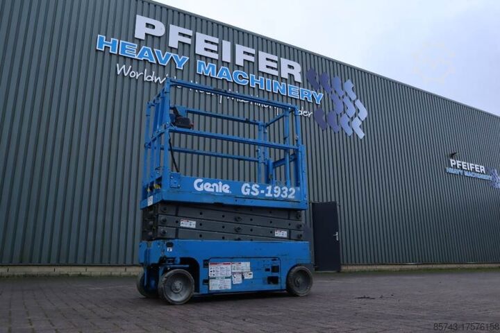 Podizanje makaza
Genie GS1932 Electric, Working Height 7.8 m, 227kg Capac