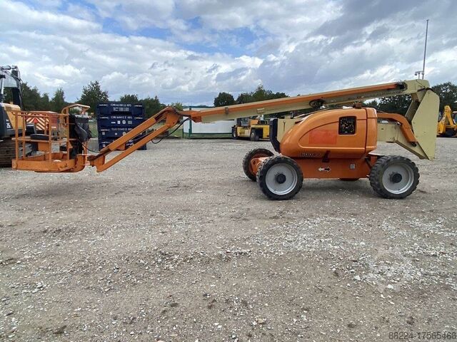 Teleskopska platforma
JLG 600AJ