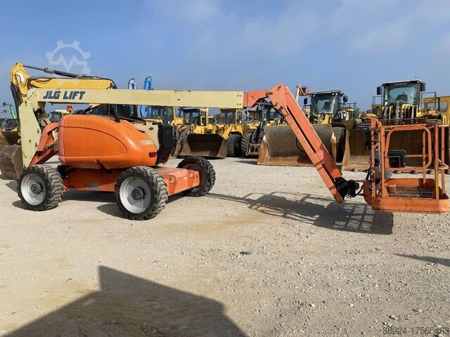 Teleskopska platforma
JLG 600AJ