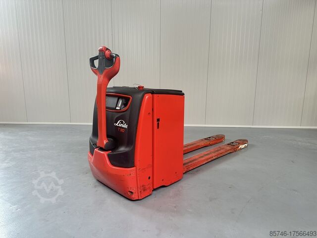 T 30 ( 1153 ) * DEMO !!
LINDE T 30 (1153 ) * DEMO !!