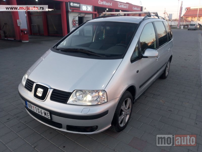 Seat Alhambra odlican auto registr 1 godinu