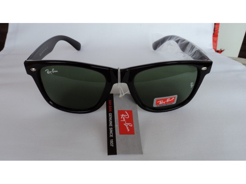 Ray Ban Wayfarer RB4161