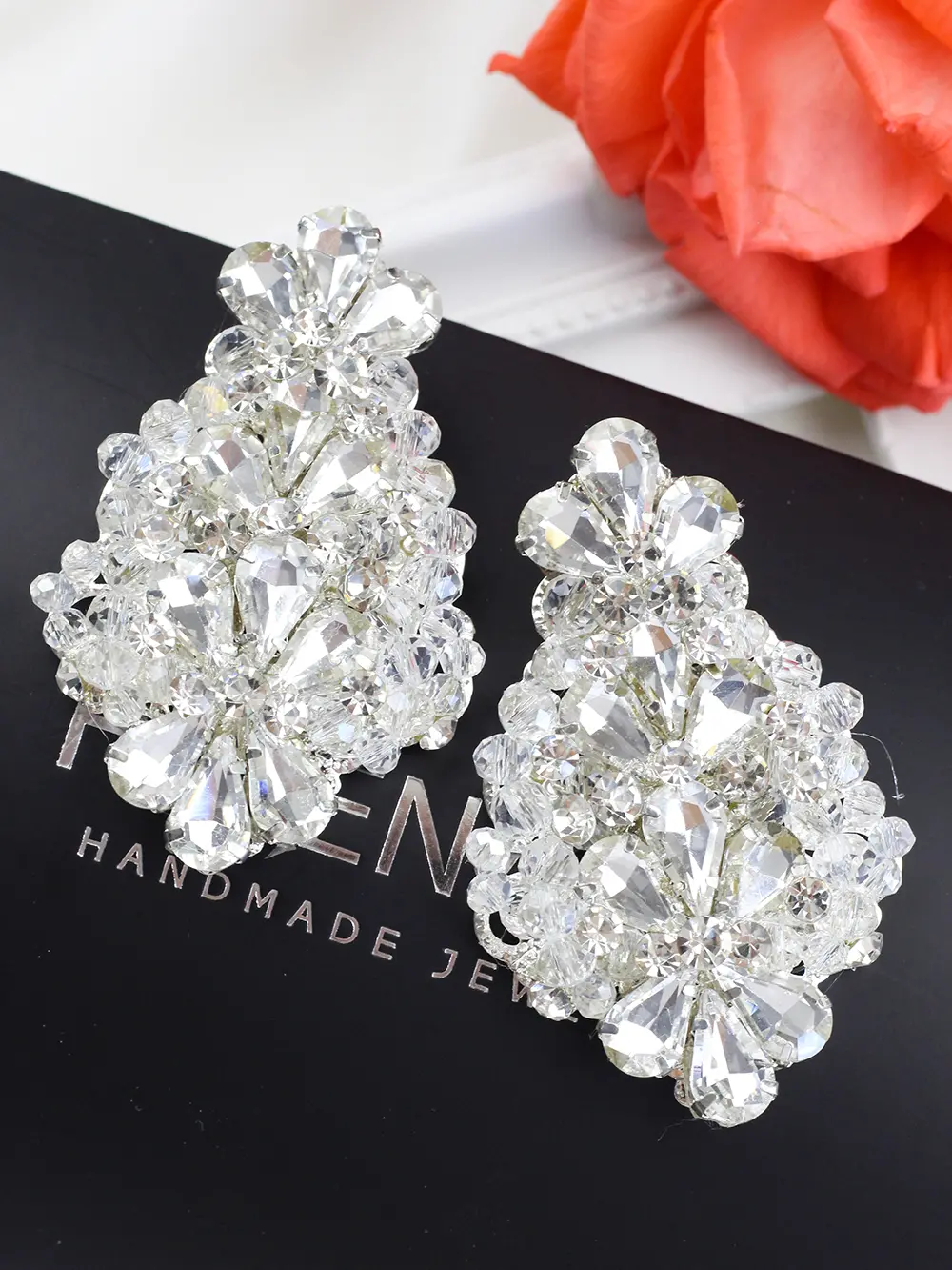 Earrings E2211