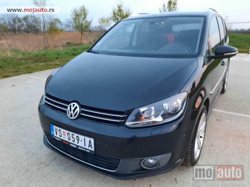 VW Touran 2.0TDI DSG HIGH LINE 7SED