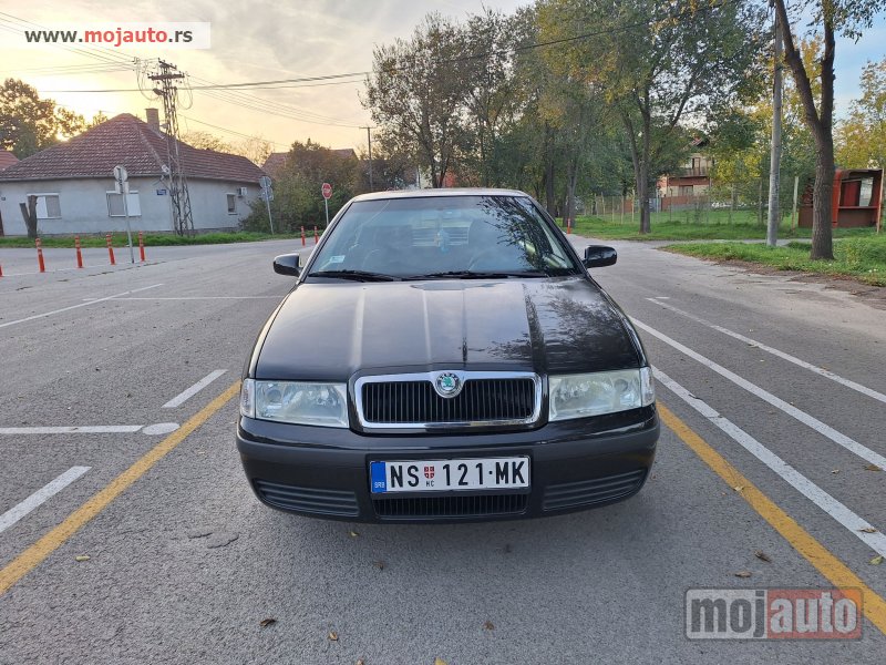 Škoda Octavia 1.6 benz/gas