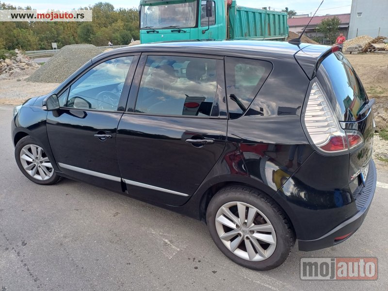 Renault Scenic 1.5 dci