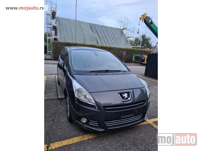 Peugeot 5008 1.6i