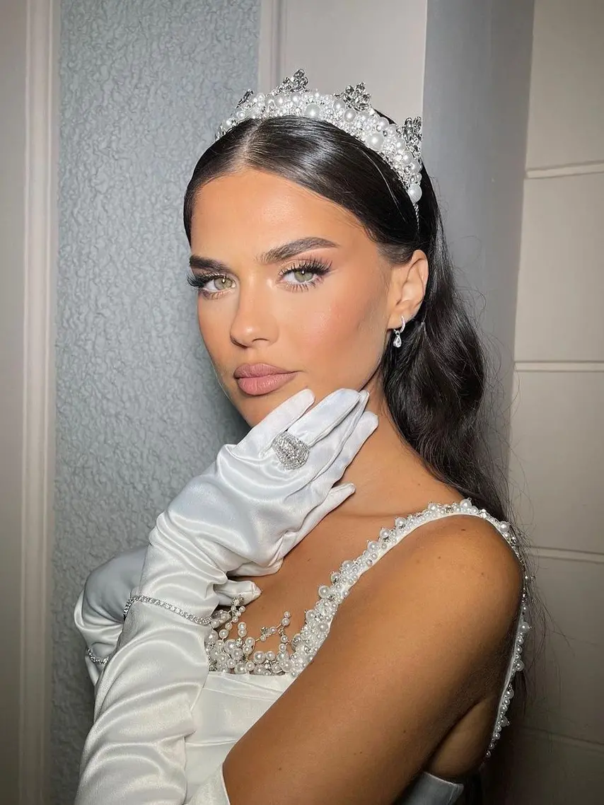 Tiara Josephine